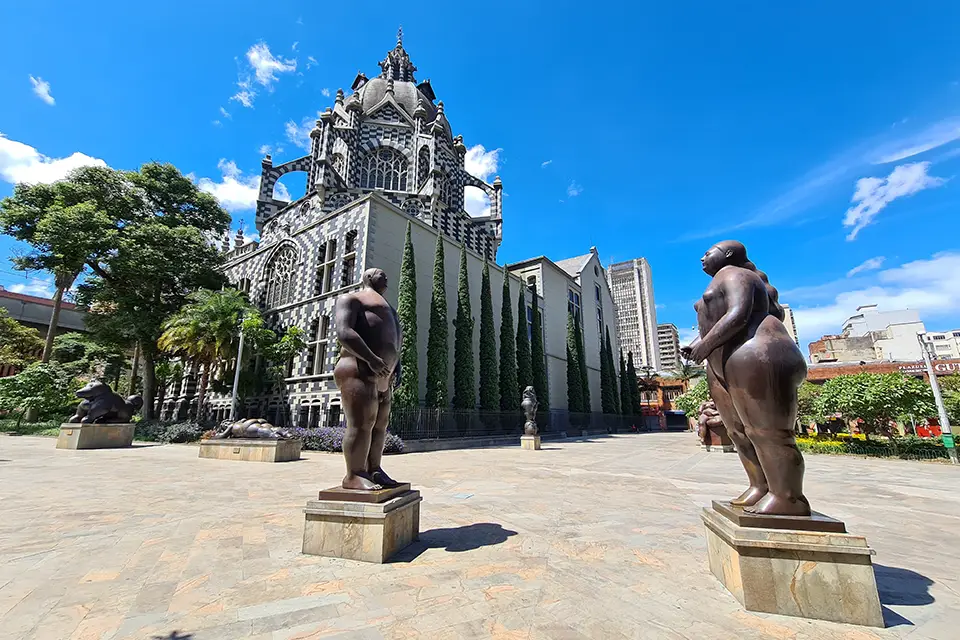 Medellin Travel Guide | Things to Do, Tours & Tips